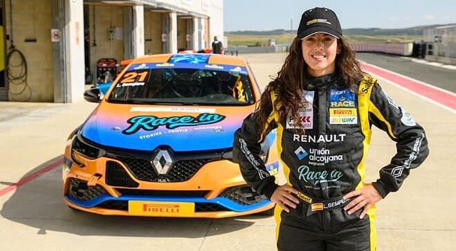 Alberto Puig, Luis Moya i Lydia Sempere, avui al Formula Marca - Radio ...