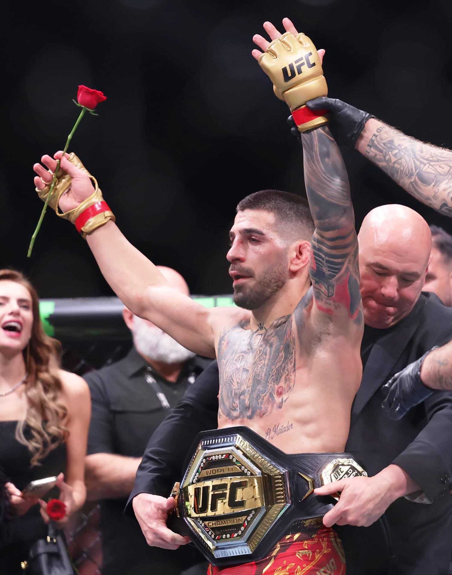 Ilia Topuria entra en el Olimpo de la UFC - Radio Marca Barcelona