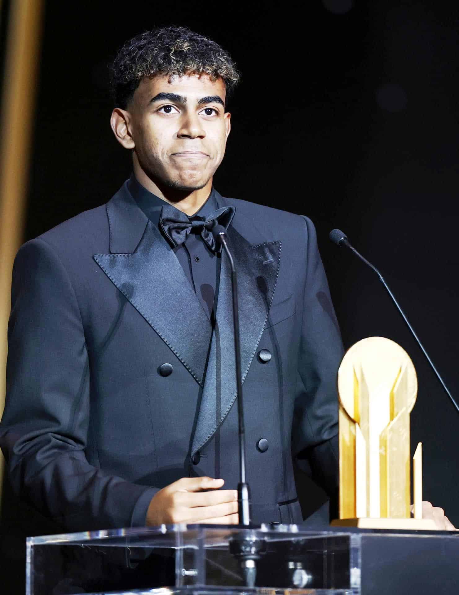 Lamine Yamal, se lleva el Trofeo Kopa a mejor jugador joven del mundo ...